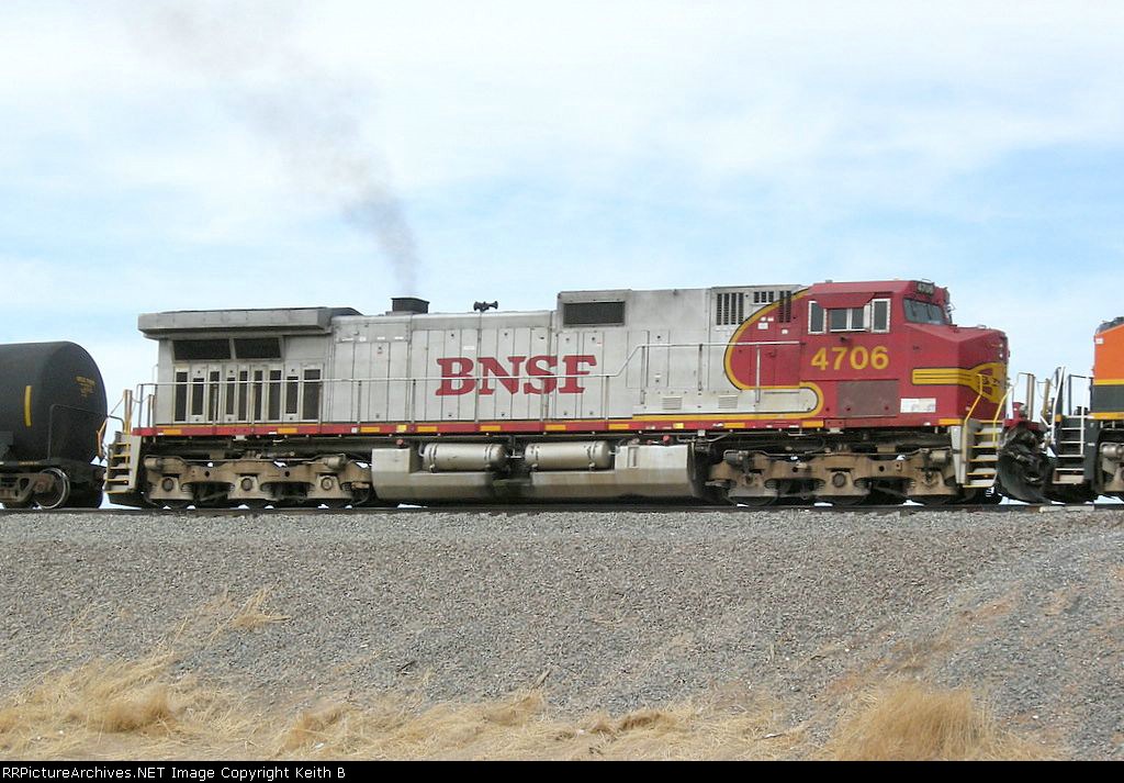 BNSF 4706